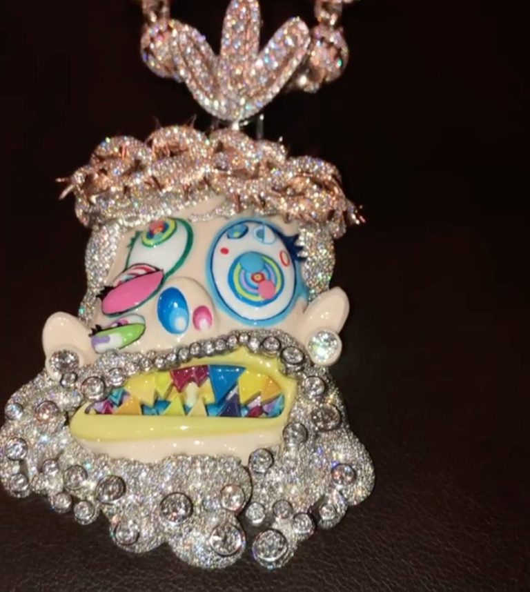 [STYLE] MURAKAMI X ELIANTTE TEAM UP ON CACTUS JACK CHAIN - Viper Mag